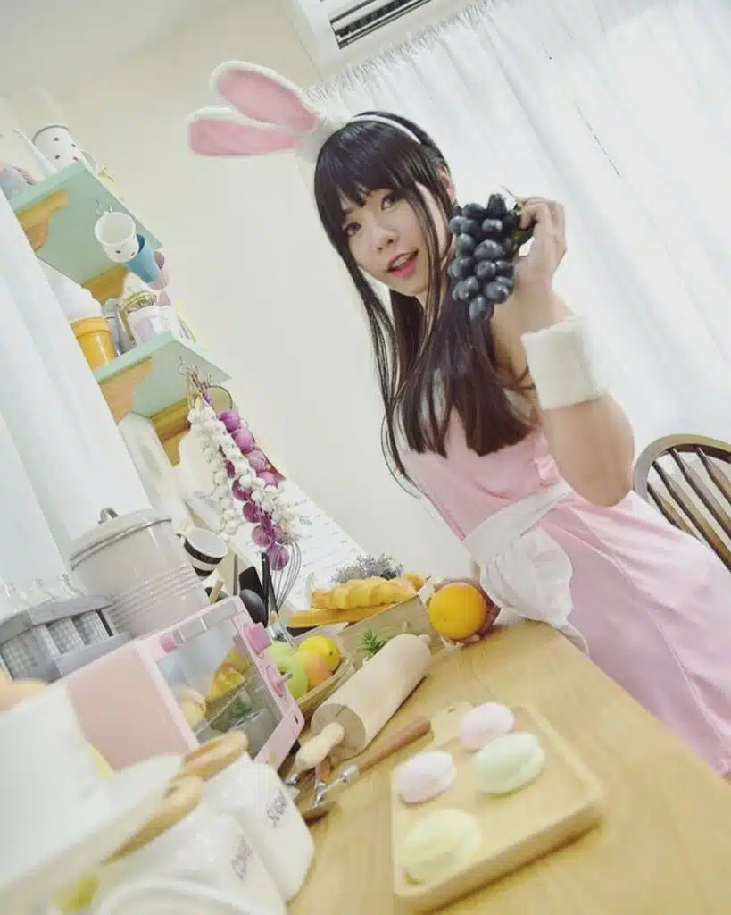 น้อง Nekososto เน็ตไอดอลสาวสวย สายOLF